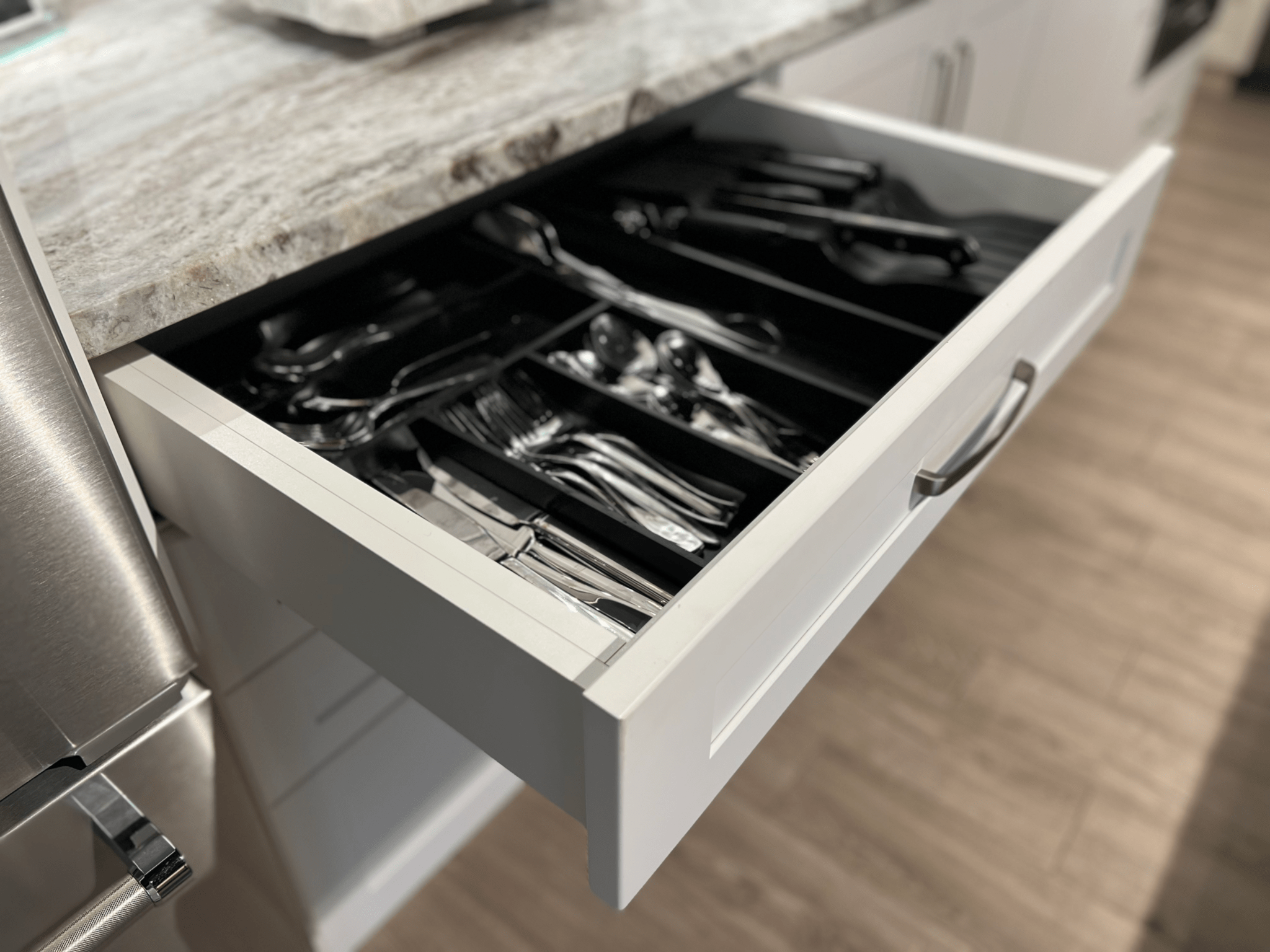 A Complete Kitchen Drawer Adjustment Guide to Align Kitchen Cabinets ...