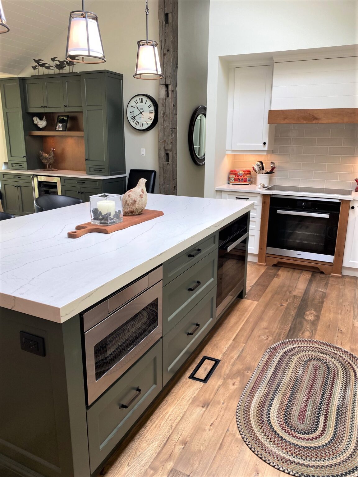 12 Beautiful Green Kitchen Cabinet Ideas for a Trendy Home