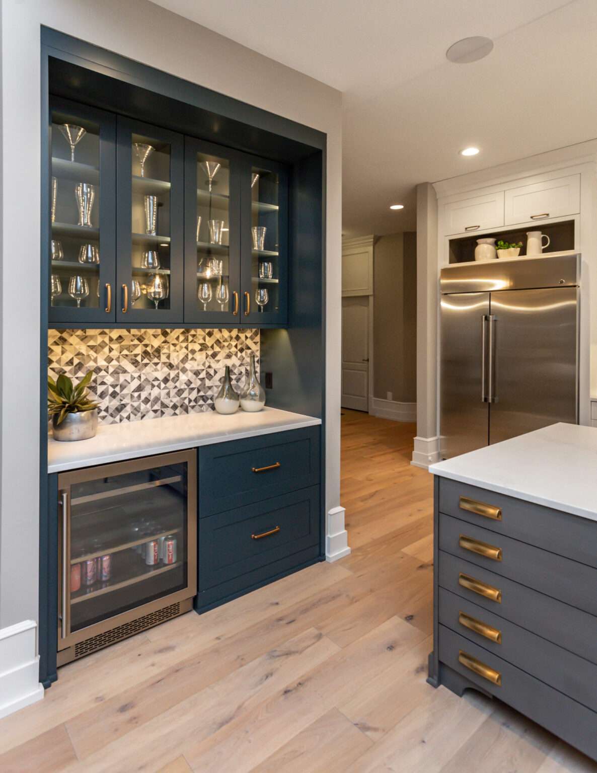 20 Blue-tiful Traditional Ideas for Blue Kitchen Cabinets ...