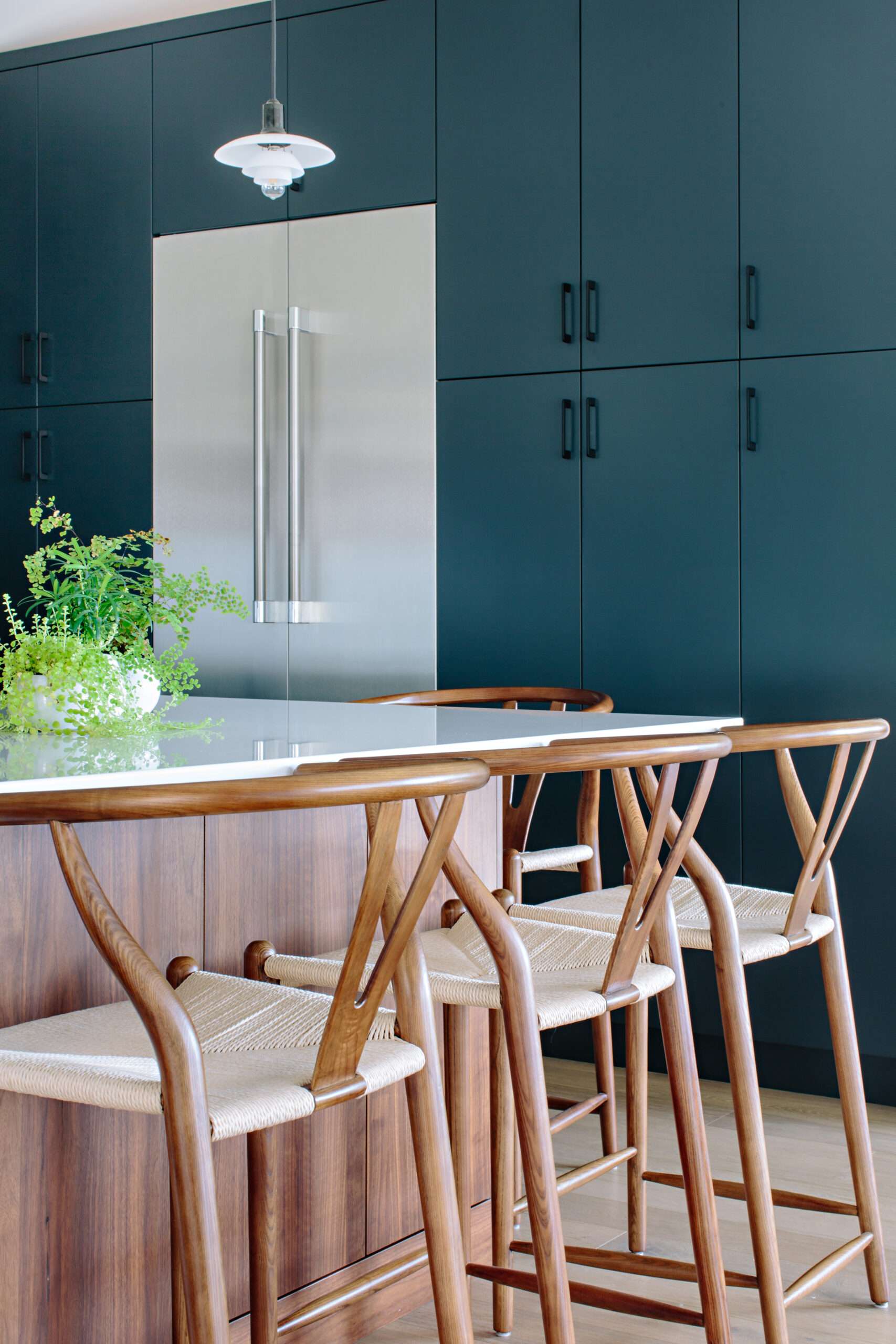 20 Blue-tiful Traditional Ideas for Blue Kitchen Cabinets ...