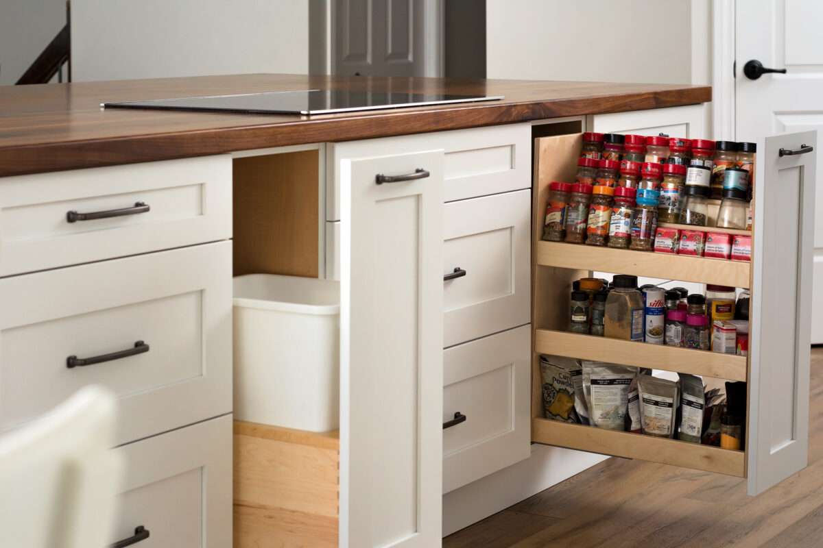 Why Quality Cabinets Matter for Your Kitchen - decorcabinets.com