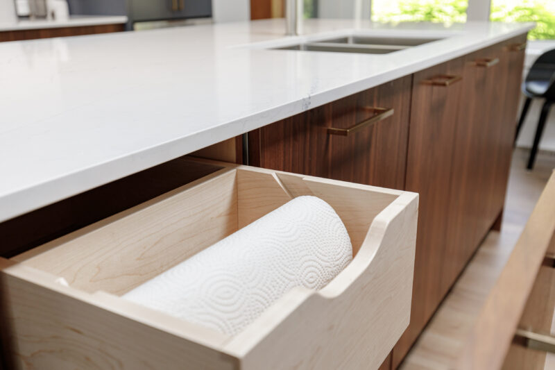 10 Custom Cabinet Organizers for Easy Access Cooking