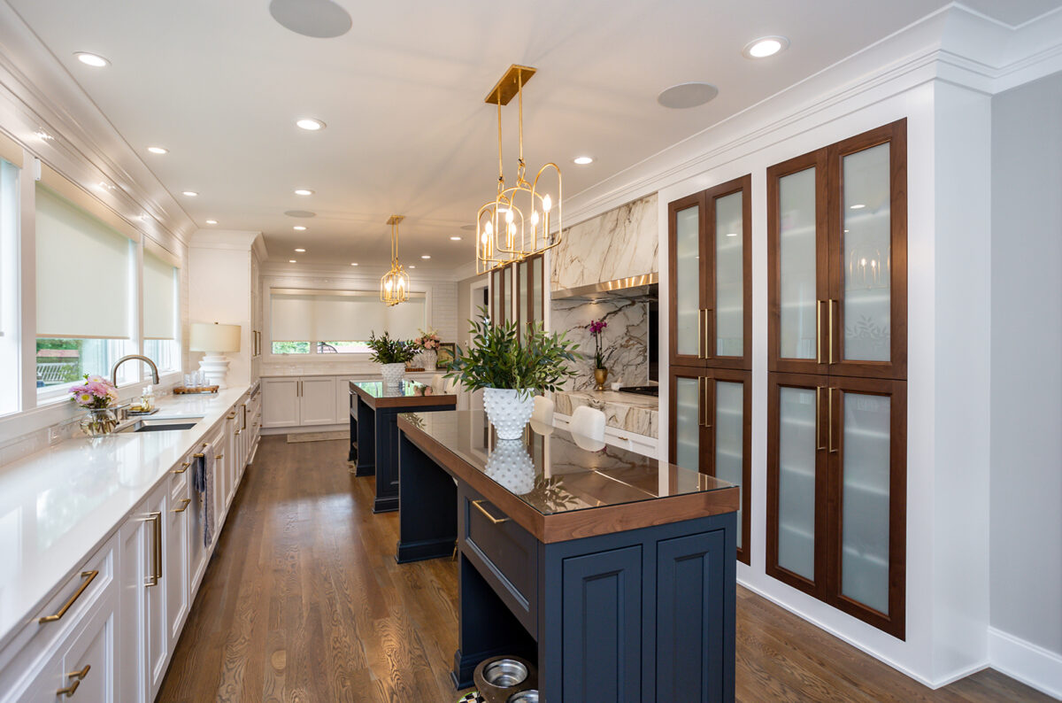 Why You Need a Trendy Double Island Kitchen Layout