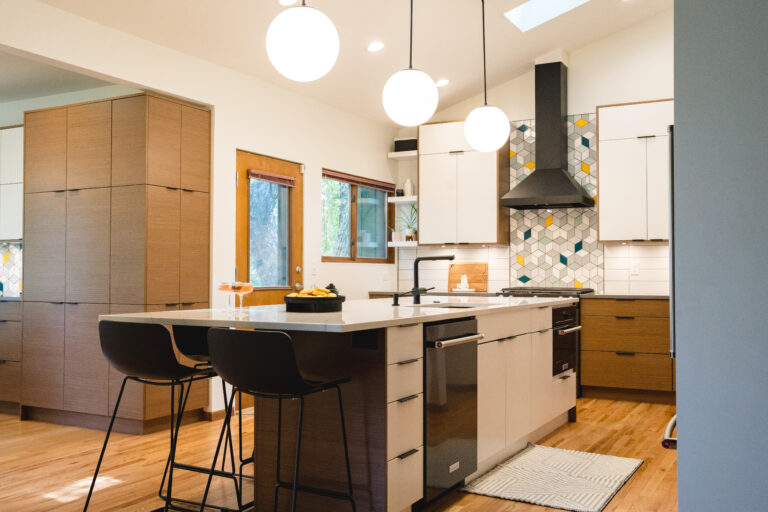 Here are 20 Kitchens with Stunning Full Height Kitchen Cabinets