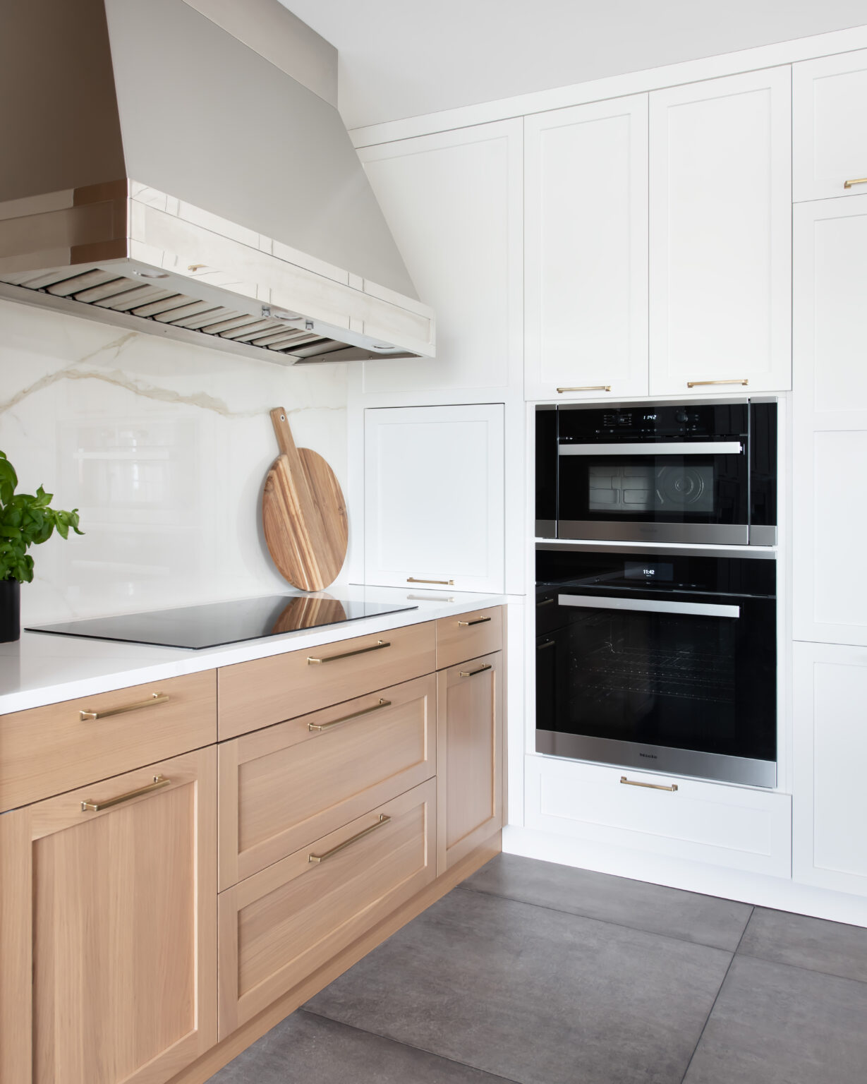 16 Shaker Kitchen Ideas for a Beautiful Home