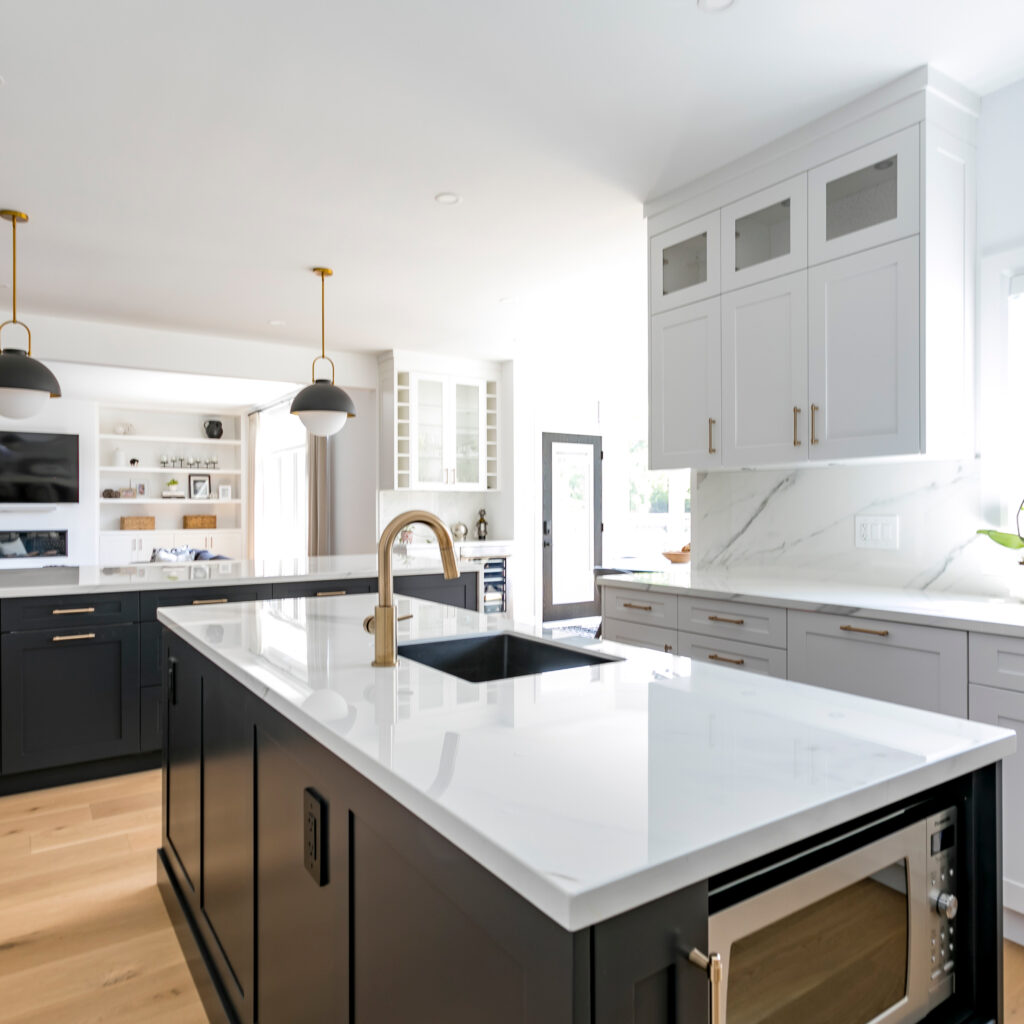 Classic meets Contemporary - decorcabinets.com