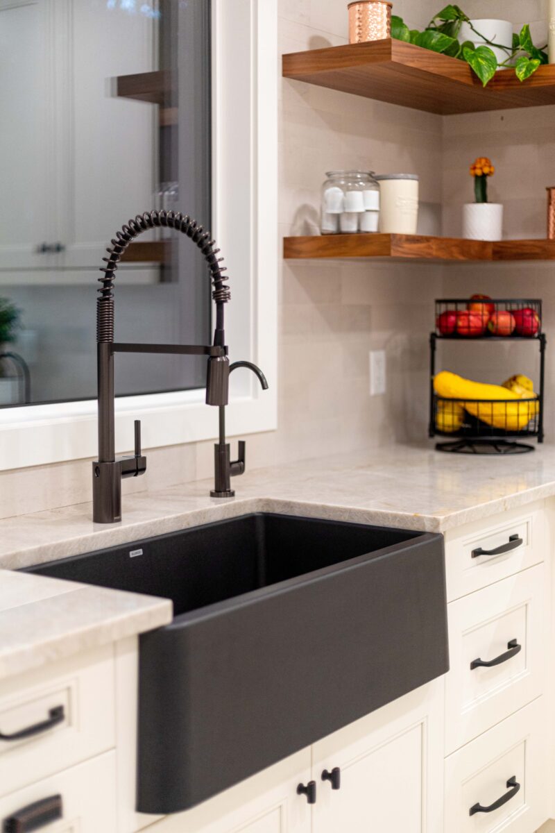 Kitchen Sink Ideas and How to Decide for Your Home