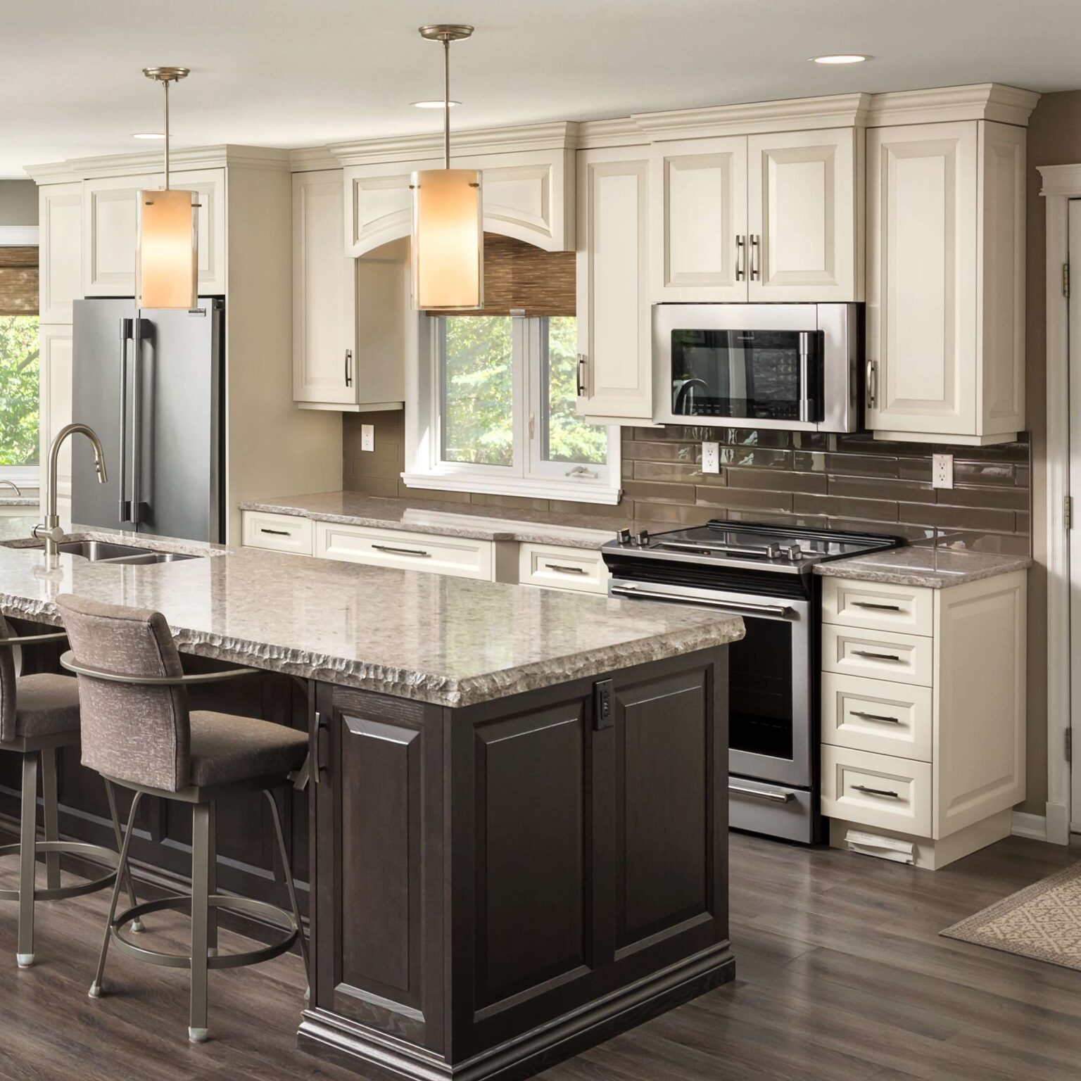 Raised Panel Cabinet Doors Aren’t Going Anywhere in 2025