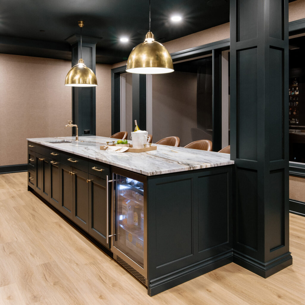 Classic Grand Bar - decorcabinets.com