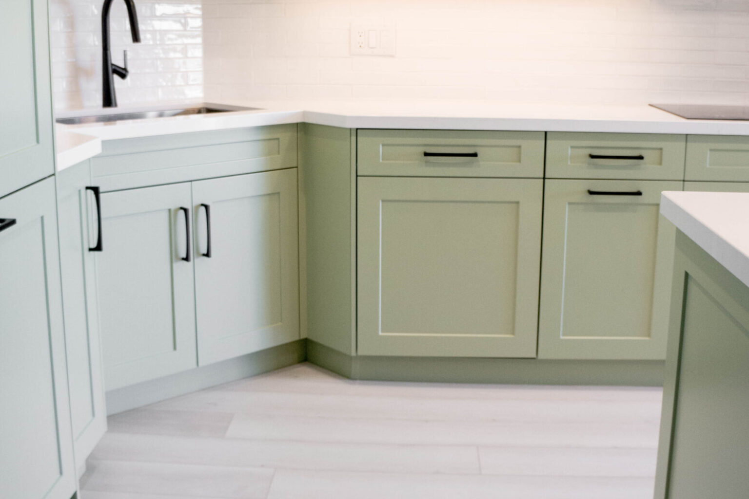 Cabinet Moulding 101: Everything You Need to Know