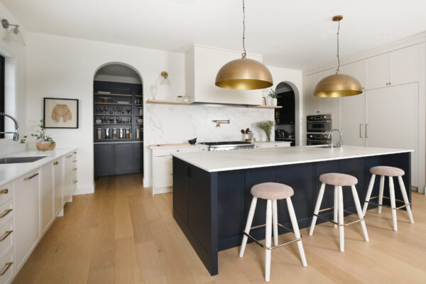 Large Kitchen Light Fixtures: Bold, Bright, and Beautiful
